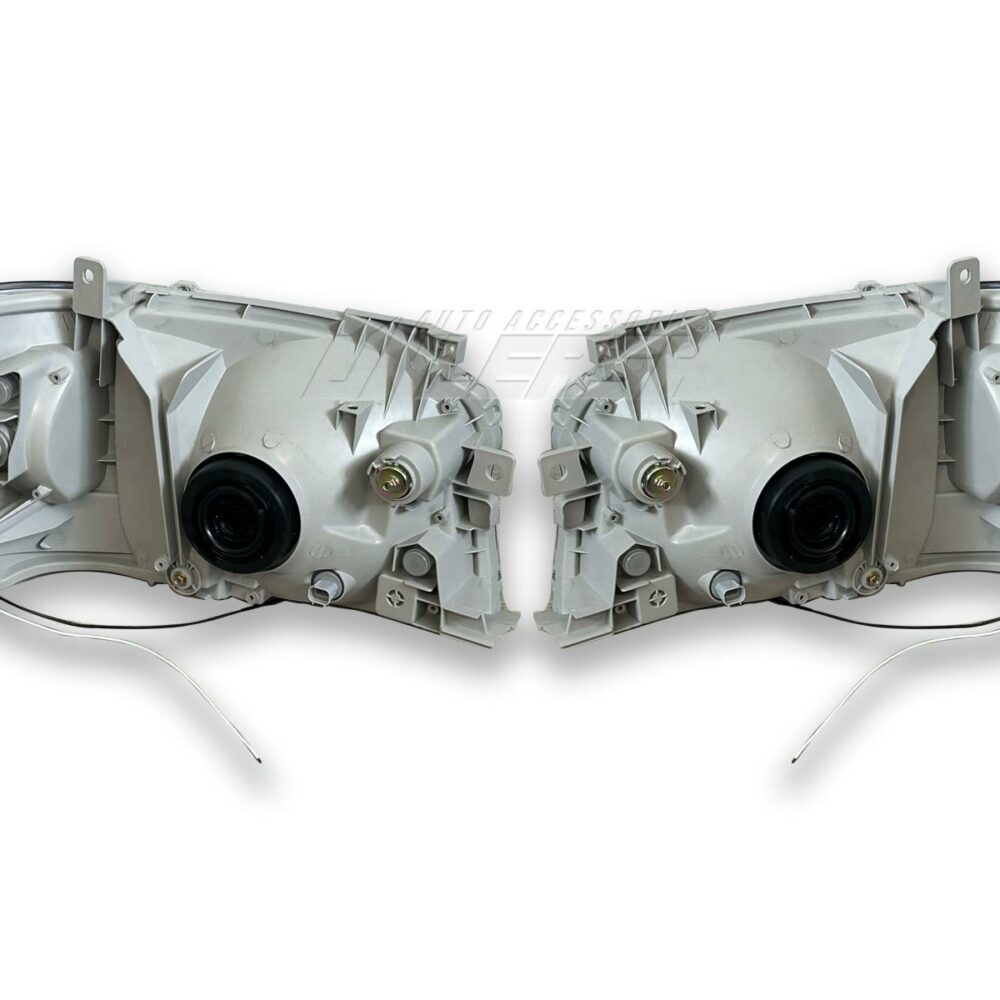 Head lights for Toyota Hiace 2005-2010 - Unleash Auto Accessories